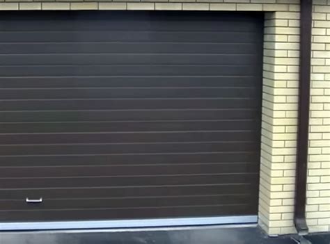 Секционные ворота для гаража набор сендвич панелей