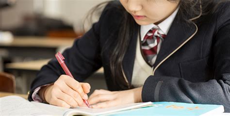 유치원·초중고 개학 4월 6일로 추가 연기