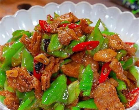 辣椒炒肉怎么做好吃？记得多加“2步”，香辣入味，超级开胃下饭