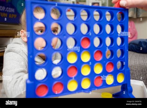 Connect Four Hi Res Stock Photography And Images Alamy
