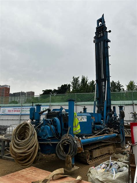 [2023년 5월 25일] 아침조회 안전교육 가설휀스 이동 차수장비반입 배면cip천공작업 Ncmn 비전센터