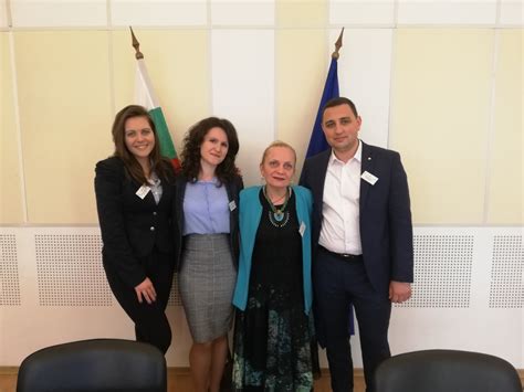 Отборът на НИП е победител в полуфинала на международното състезание