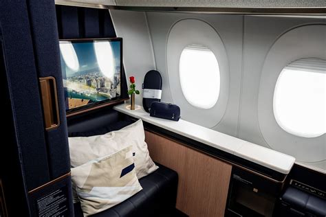 Now Boarding A Look At Lufthansas New First Class Service In Its Allegris Suites Cn Traveller