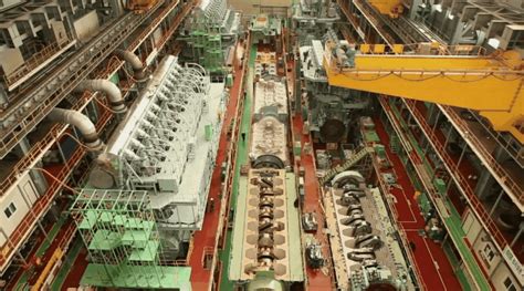 중국 선박들 ‘한국 심장 써라” K 엔진 없어서 못 파는 이유 봤더니 비즈360