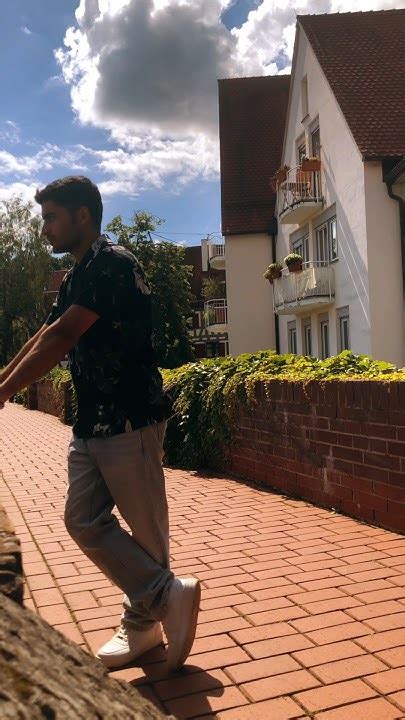 سنگ فرش خیابونا ها را Shortvideo Youtube