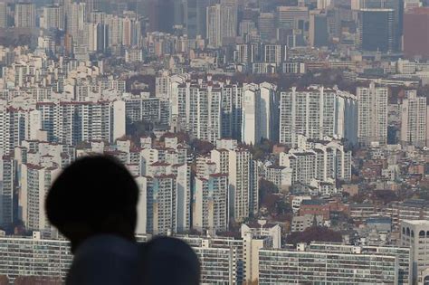 추락하는 아파트값 바닥은 어디까지서울전국 모두 역대급 하락 폭 네이트 뉴스