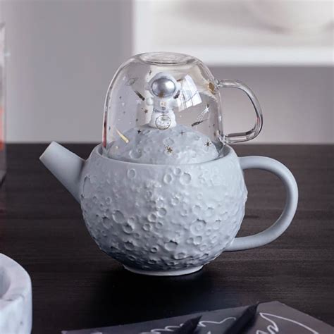 Novelty Grey Astronaut Ceramic Stackable Sculpture Teapot With Glass Tea Cup Set｜homary Uk