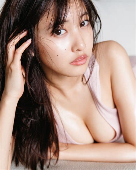 【画像210枚】佐野ひなこの胸が美しすぎる！最高レベルです 芸能人の画像まとめサイト『aigazo アイガゾ 』