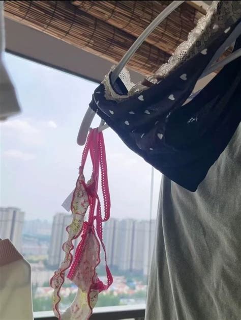 女生在穿低腰裤的时候，为什么会把内裤露出来呢？ 知乎