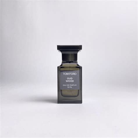 Buy Tom Ford Oud Wood Eau De Parfum Online Shopperfume