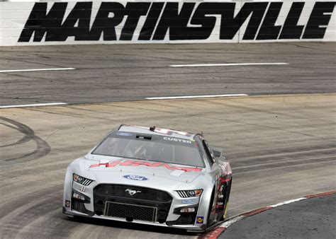 3 Possible Replacements For Kevin Harvick In The 2024 Nascar Cup Series