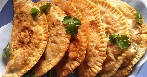 როგორ მოვამზადოთ უგემრიელესი ჩებურეკი თხელი ლავაშით