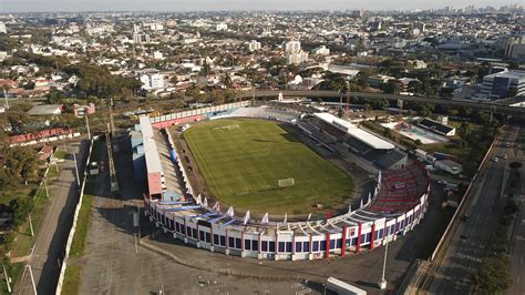 Estádio Durival Britto E Silva Está De Volta Ao Cenário Dos Grandes