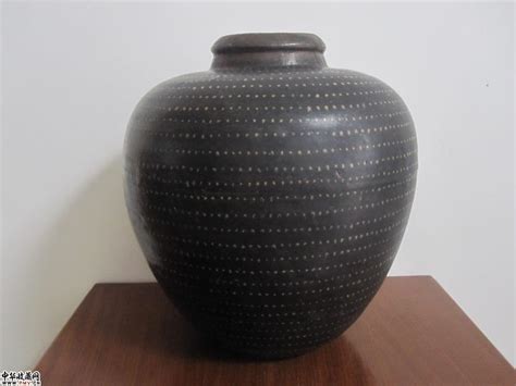 元明时期吉州窑大罐已售 藏家展厅 收藏资讯 艺术家 书画家 书画名人 书法家 中华收藏网