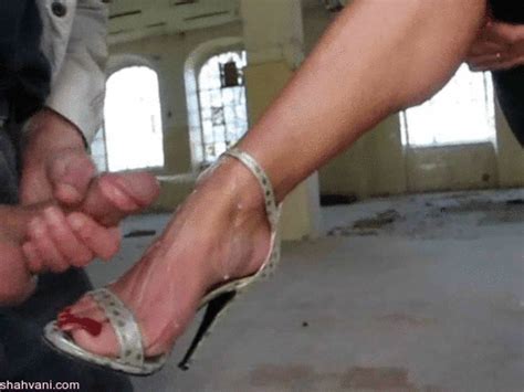 آبیاری پای مادام