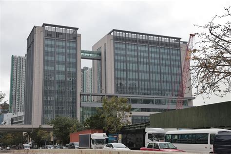 香港一男子涉網上發布煽動訊息 還柙候查 時政 香港中通社