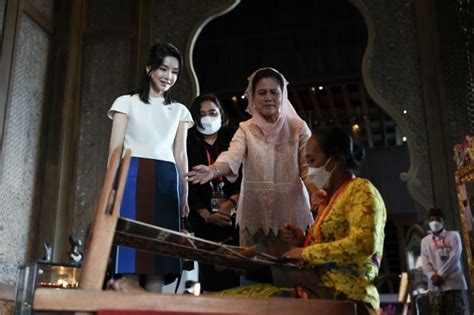 인도네시아 대통령 부인 만나는 김건희 여사 네이트 뉴스