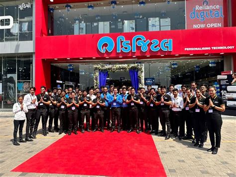 Vineet Shukla On Linkedin New Journey Begins With New Store Reliance Digital Retail Ltd Vip