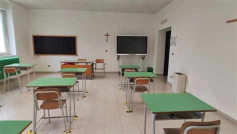 Calendario Scolastico 20242025 In Campania Inizio Delle Lezioni Il 12