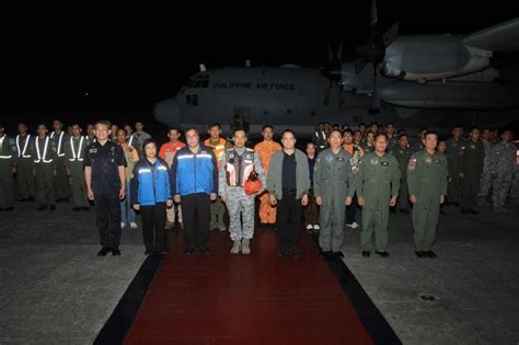 Tachileik ဖိလစ်ပိုင် စစ်တပ် ပါဝင်သည့် ကယ်ဆယ်ရေးအဖွဲ့ မြန်မာကို ကူညီရန် စတင်ထွက်ခွာ T