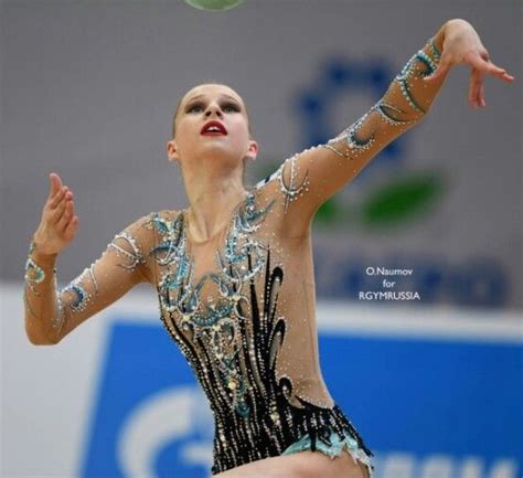 Pin Di ирина Su Художественная гимнастика