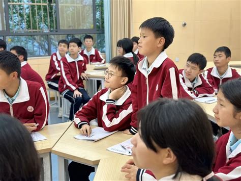达州巨全双语学校