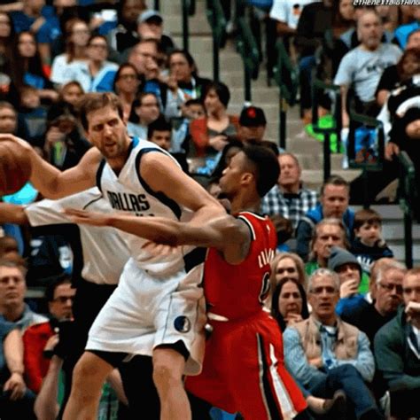 Dallas Mavericks Nowitzki Tall Player 