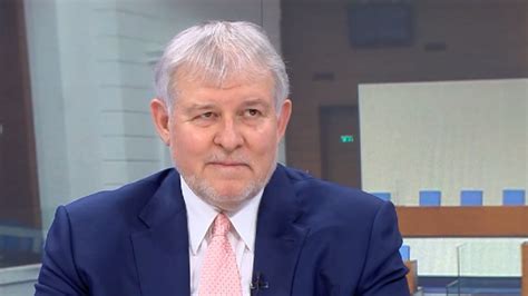 Румен Христов Радев е инициаторът на напрежението в отношенията му с Борисов Новини бг