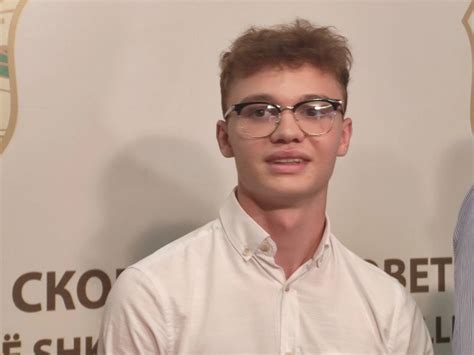 Телевизија 24 Берин Мухамед нов претседател на Сојузот на средношколци