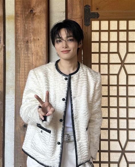 Pin De Kittyjeon En Yang Jeongin Famosos Niños Perdidos Cantantes