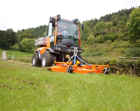 HOLDER präsentiert die neue Generation von Geräteträgern | Bauhof-online.de