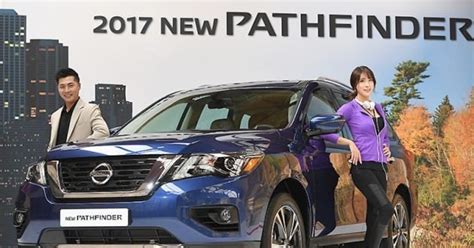 포토 첨단 안전 사양 갖춘 2017 뉴 닛산 패스파인더
