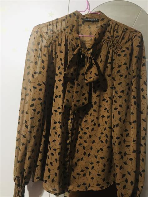 Блуза жіноча — ціна 100 грн у каталозі Блузи Купити жіночі речі за доступною ціною на Шафі