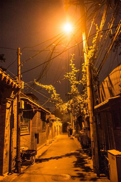 小巷夜晚图片 小巷图片夜晚 大山谷图库