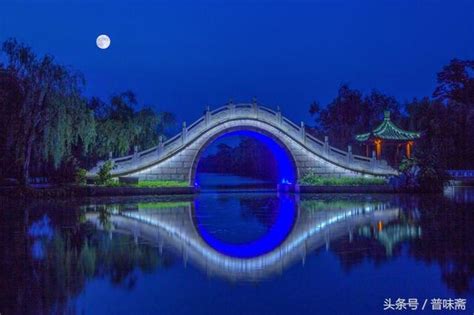 豫見詩餘訴衷情月夜從來聚散總無常外一首江南秋 每日頭條