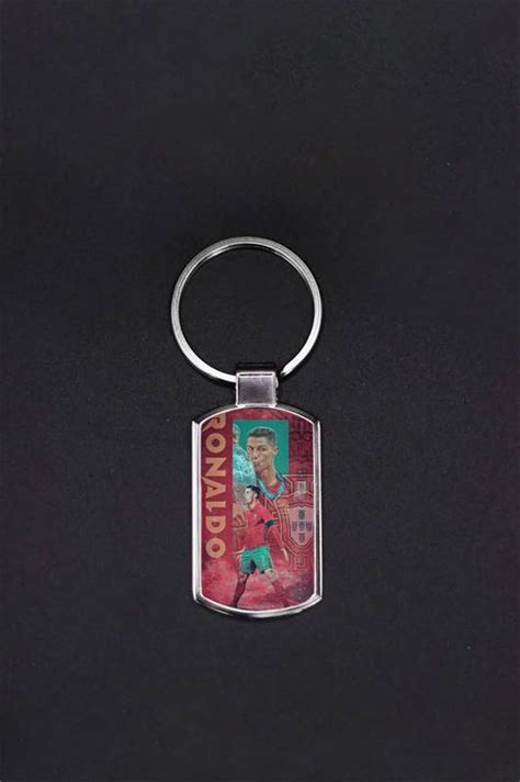 Металевий брелок роналдо — ціна 184 грн у каталозі Сувеніри Купити