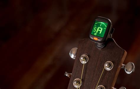 How To Tune A Bass Guitar Beginner S Guide Music Grotto