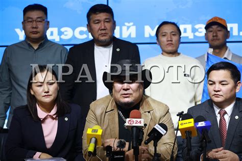 Үнэн ба Зөв намын дарга А Отгонбаатарыг хорьсон нь Улс төрийн захиалга байв уу сэдвээр мэдээлэл