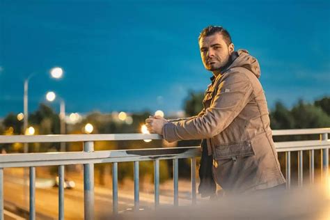 7 прикладів які допоможуть розпізнати низьку самооцінку Читайте на