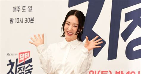 [포토] 엄정화 이제는 웃는거야~ 스마일 어게인