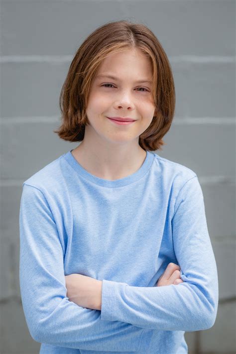 Logan Pierce Biography Wiki Age Height Career Photos