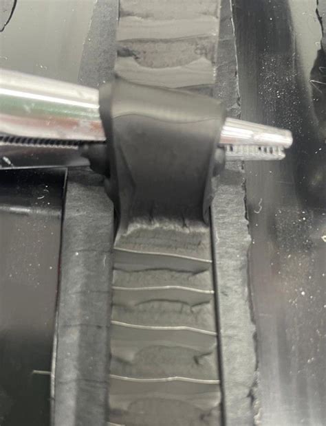 Carrying Out Destructive Testing Of Adhesive Joints During The Design