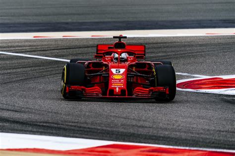 Vettel Secures Bahrain Pole Position 3legs4wheels