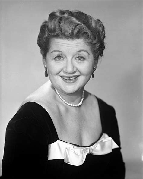 Mae Questel