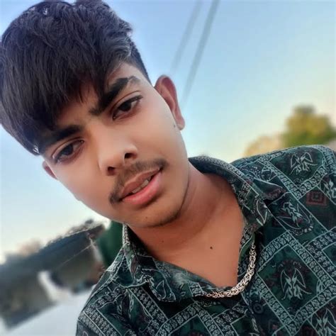 Vishuuuu🖤 Vishurajput On Threads