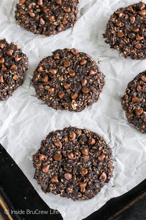 Healthy Banana Chocolate Chip Breakfast Cookies