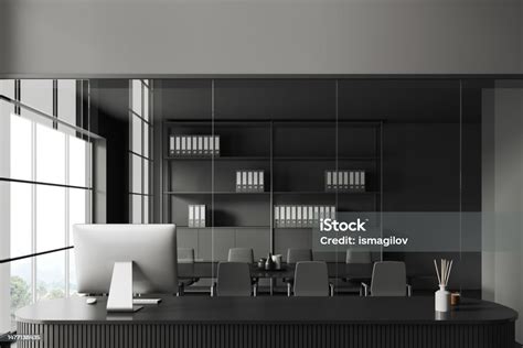 회의실이 있는 어두운 사무실 실 내부의 전면 보기 0명에 대한 스톡 사진 및 기타 이미지 0명 3차원 형태 가구 Istock