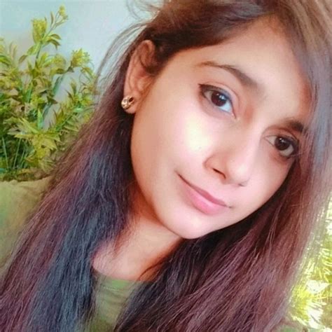 Pooja Yadav Linkedin