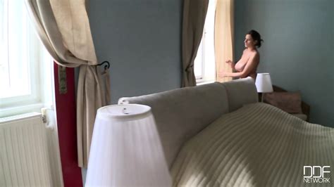 Sensual Jane Power In The Shower Eporner