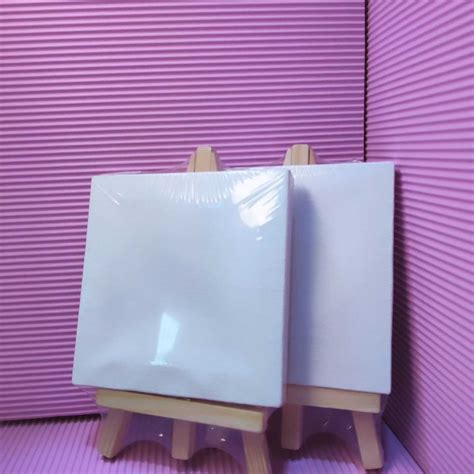 Small Canvas With Stand Citi Books